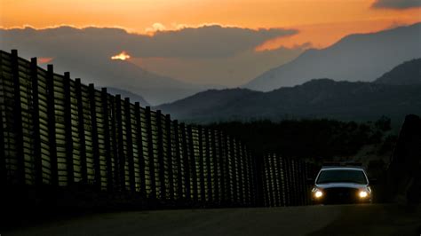 Prototypes For Donald Trumps Border Wall Begin Construction In San