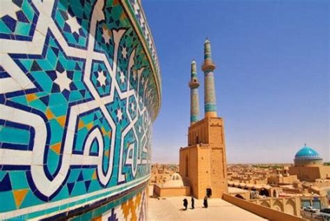 بناهای تاریخی ایران با معماری ایرانی و اسلامی عکس