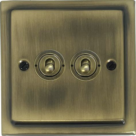 Victorian Light Antique Brass Toggle 2 Gangantique Brass Toggle