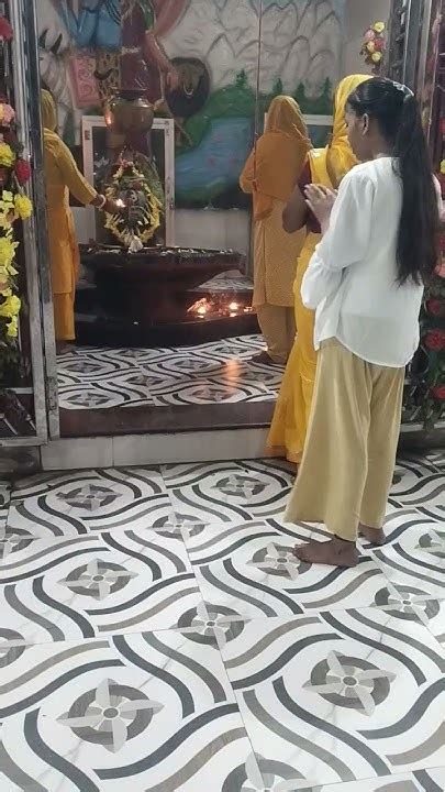सत्त पर चलने वाले के लिए कोई बाधा नहीं है । प्रेमानंद जी महाराज 🙏🙏
