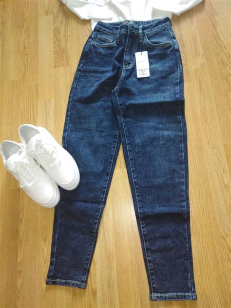 Джинси mom fit — цена 550 грн в каталоге Джинсы Купить женские вещи по ...