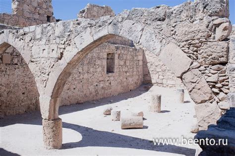 Колосси — красивый замок с интересной историей