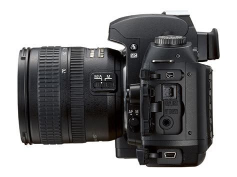 Amazon.com : Nikon D70S 6.1MP Digital SLR Camera Kit with 18-70mm ...