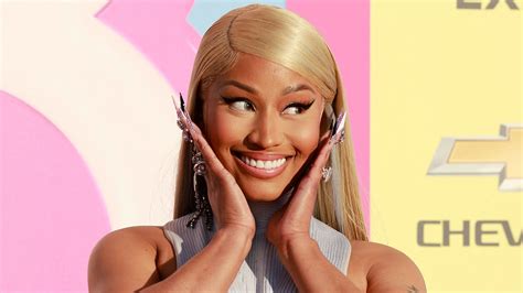 Lauren London And Nicki Minaj Look Alike