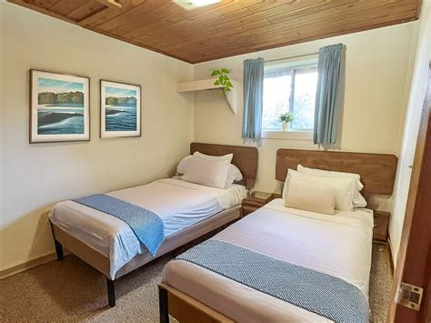 Two Bedroom Mama Bear Cabin — The Sun Cove Resort