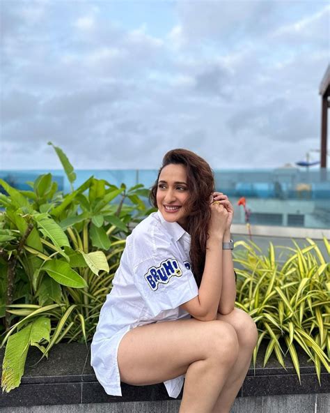 Pragya Jaiswal Old Rthighzone