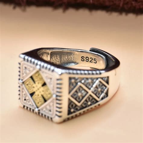 Mota Man Ring Silver