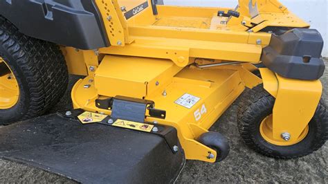 Cub Cadet Z1 137 Zero Turn Mower 27hp V Twin 54 Ex Demo Model €12900