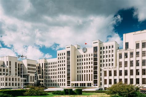 Θανατική ποινή σε αξιωματικούς και στρατιώτες που κρίνονται ένοχοι για