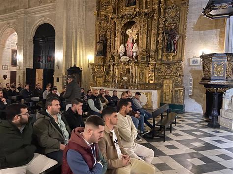 Este sábado 21 de enero ha tenido lugar la igualá de costaleros del paso de palio Hermandad de