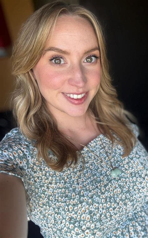 Amanda Kenney ☀️morning Sunshine☀️ Happy Friyay Facebook