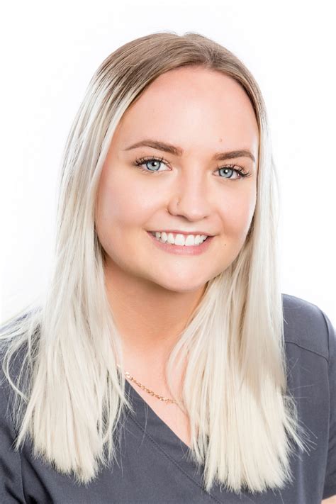 Headshots Belle Imaging