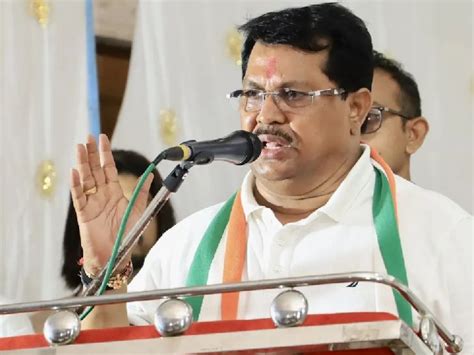 Vijay Vadettiwar Vs Manoj Jarange Patil Maratha Resevation