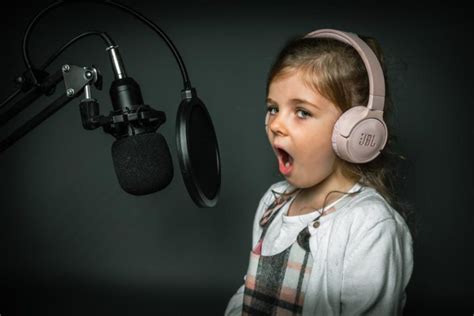 Headphones Safety The Most Pressing Questions Answered Headphonesty