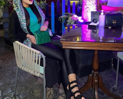 ویدیو خفن میس فاطیما با برده اش😍فوق العاده تحقیری و دیدنی😍تایم845
