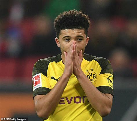 Dortmund ចាញ់ ក្នុង ផ្ទះ Augsburg ដែល ជា ការ បរាជ័យ លើក ទី ២ នៅ