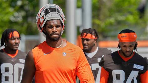 Bodycam Footage Shows Shedeur Sanders Being Pulled Over For Speeding Fox Global Breaking