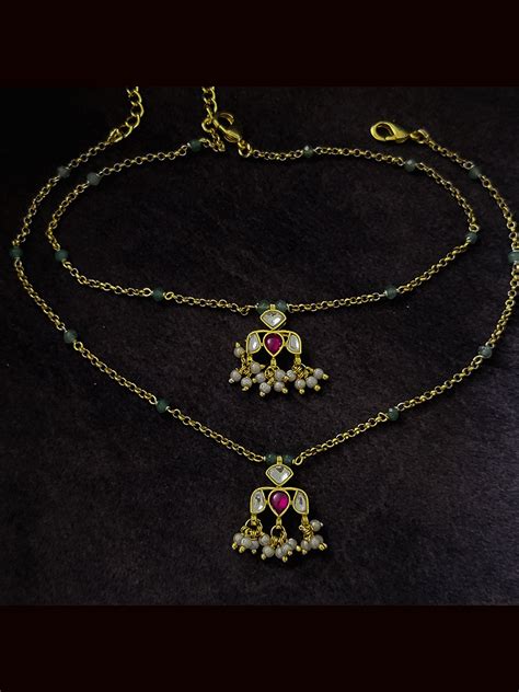 Paachi Kundan Anklet With Four Leaf Flower Tukdi And Green Beads In Ch