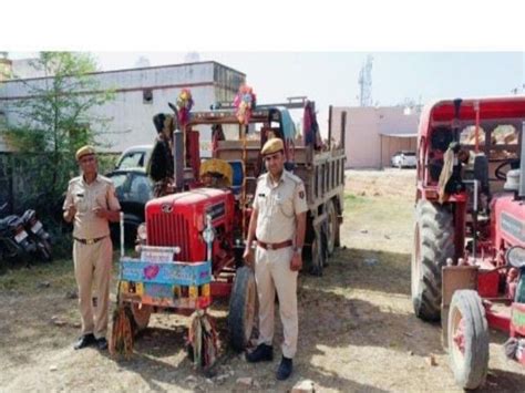 Two Tractor Trolleys Loaded With Illegal Chaja Stones Seized अवैध