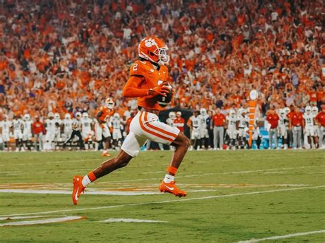 Clemson Cb Nate Wiggins Hurt At Nfl Combine