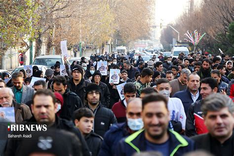 همشهری آنلاین همایش پیاده‌روی خانوادگی ایرانیان در پایتخت