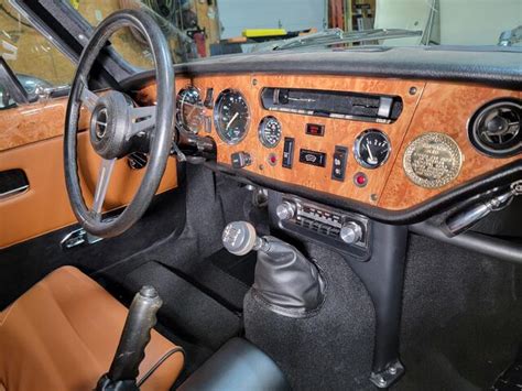 Cool Bluetooth Converted Radio Spitfire And Gt6 Forum The Triumph