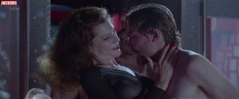 Naked Iris Boss In Taste Of Life