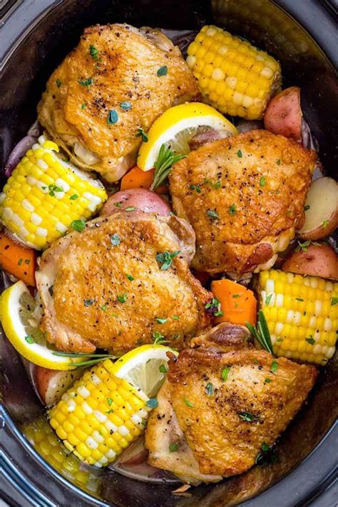 31 Scrumptious Chicken Crock Pot Recipes For Busy Moms