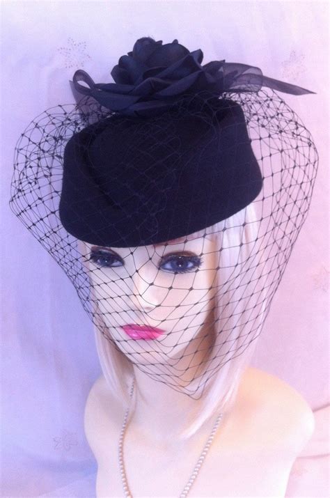 Vintage Pillbox Hat 1940 1950 Wool Felt Netted Veil Christmas Etsy