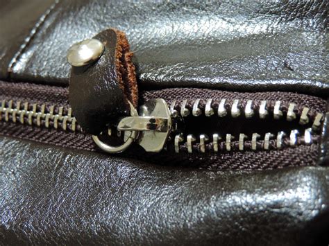 Free Picture Fashion Fastener Wear Leather Sewing Industry