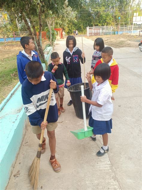 กิจกรรมสามัคคีรวมใจพี่น้องร่วมแรงโรงเรียนน่าอยู่ โรงเรียนบ้านกุดขุ่นสวาสดิ์ ตำบลกุดเชียงหมี