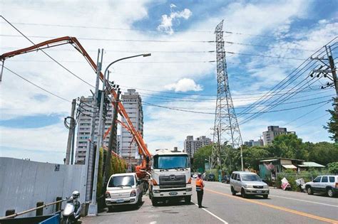 台中南屯8支高壓電塔擾民 地下化要8億 中彰投 地方 聯合新聞網