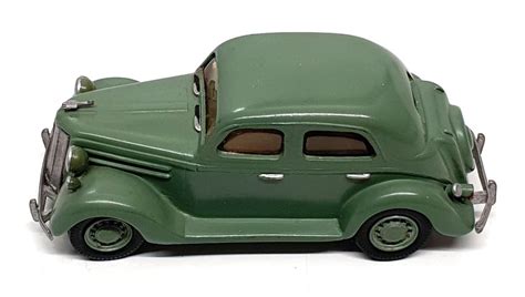 Motorkits 1 43 Scale Built Kit Mk17 Ford V8 Pilot Green — R M Toys Ltd
