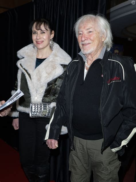 Photo : Hugues Aufray avec sa femme Muriel Mégevand à l'avant-première du film "Un parfait ...