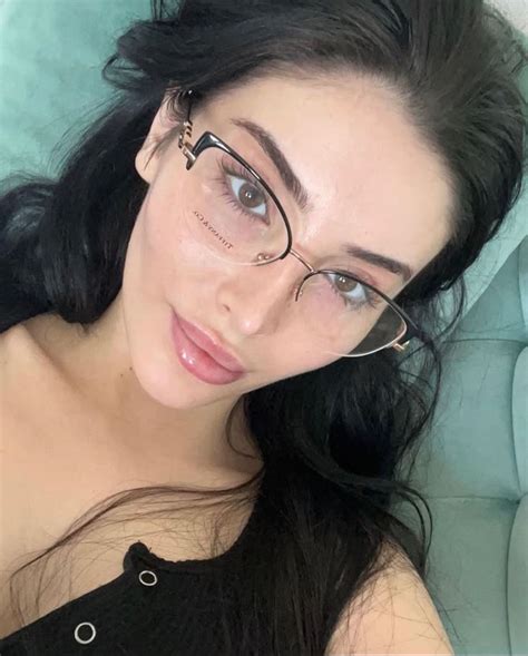 Thewizardliz Queen Liz Liz And Liz Eyewear Accessories