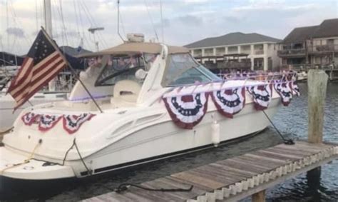 Charter Sea Ray Express Motorboat 2000 In Corpus Christi Click Boat