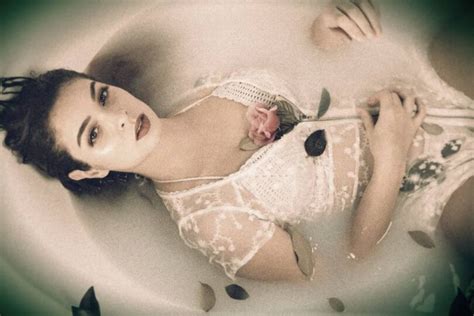 How To Be Sensual And Increase Your Sexual Confidence Lonerwolf