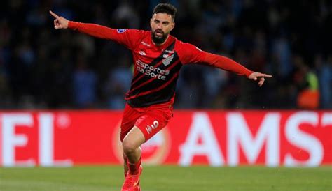 Artículos Sobre Belgrano El Gráfico
