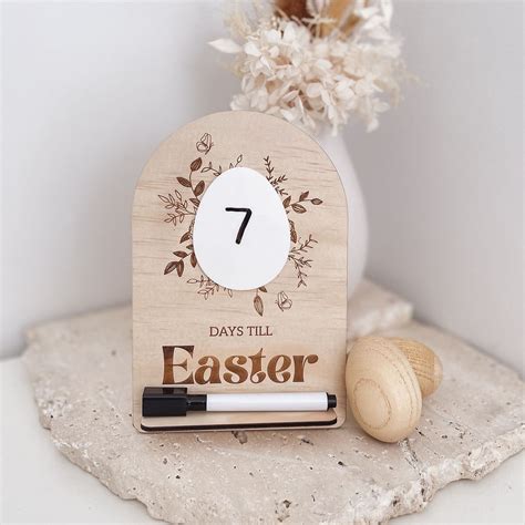 Easter Personalised Reusable Easter Bunny Countdown Board Zenski Collection