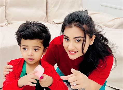 ছেলেকে ব্যারিস্টার বানাতে চান বুবলী