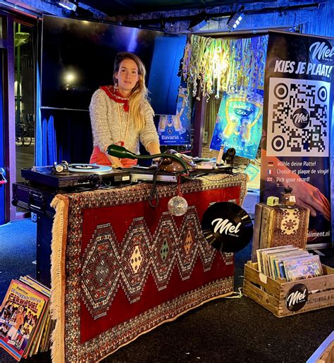 Mel Vinyl Dj Boeken Inhuren