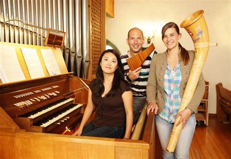 Himmlische Harmonien LISA STOLL Alphorn mit Panflöte