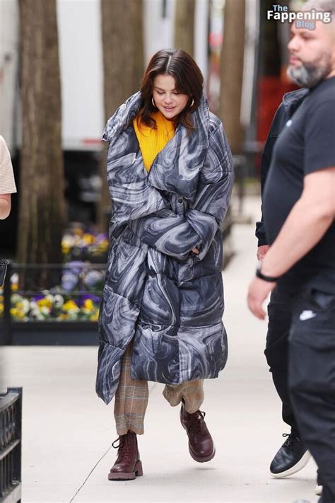 Selena Gomez Ass 72 Photos Fappenism Selena Gomez Ass 72 Photos Fappenism