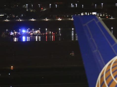 Black Hawk Helicopter Collides With American Airlines