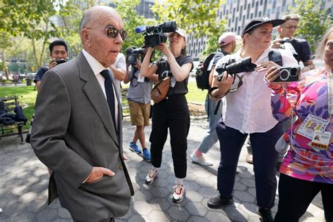 Uk Billionaire Joe Lewis Pleads Not Guilty To Insider Trading The
