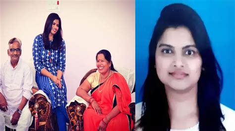 Upsc में सफलता पाने के लिए छोड़ दी नौकरी महज मेहनत और काबिलियत के दम पर