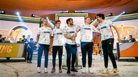League Of Legends Worlds 2019 Funplus Phoenix Vs Fnatic Quarterfinal