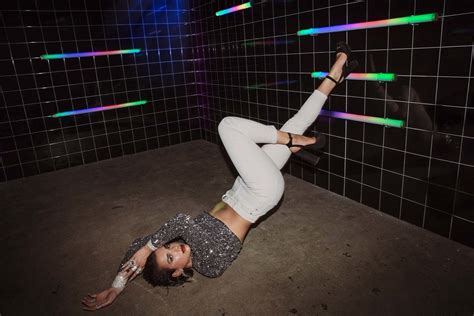 Dua Lipa Más Sexy Que Nunca En La Nueva Campaña De Pepe Jeans Otoño 2019
