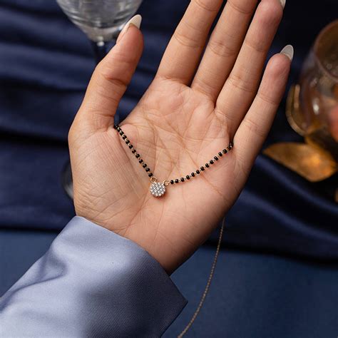 Lisa Diamond Mangalsutra Modern Mangalsutra Caratlane