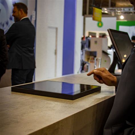 Holographic Touch • Partner Tech Europe